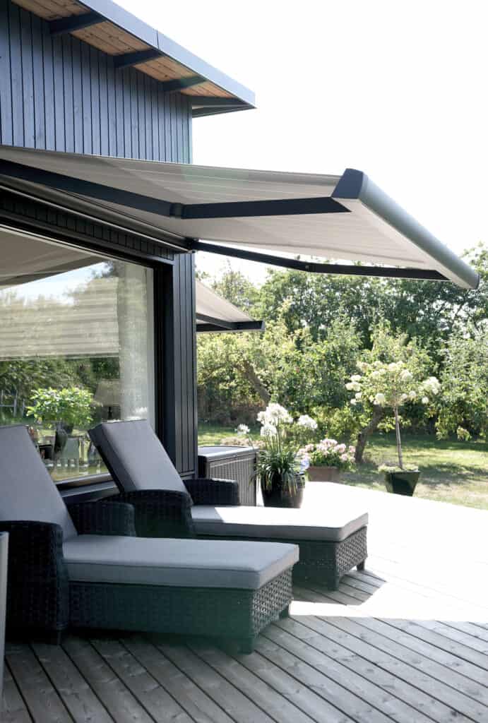 Markiser I Få en markise med motor i dag I Gardinbus.com